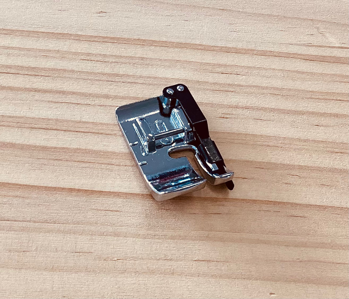 Quarter Inch Seam Foot - 9mm JANOME– The Telarie Fabrics & Haberdashery