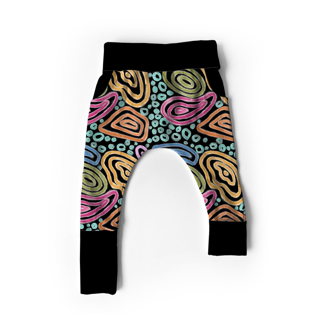 Paradise Paddocks in Black - Pre-Order– The Telarie Fabrics & Haberdashery